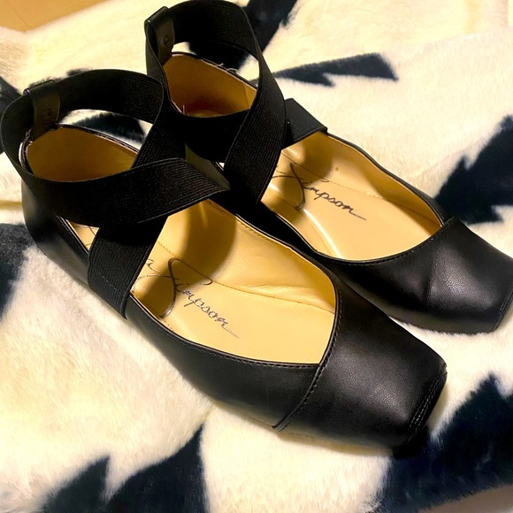 Jessica Simpson | Shoes | Jessica Simpson Flats Size 6 | Poshmark